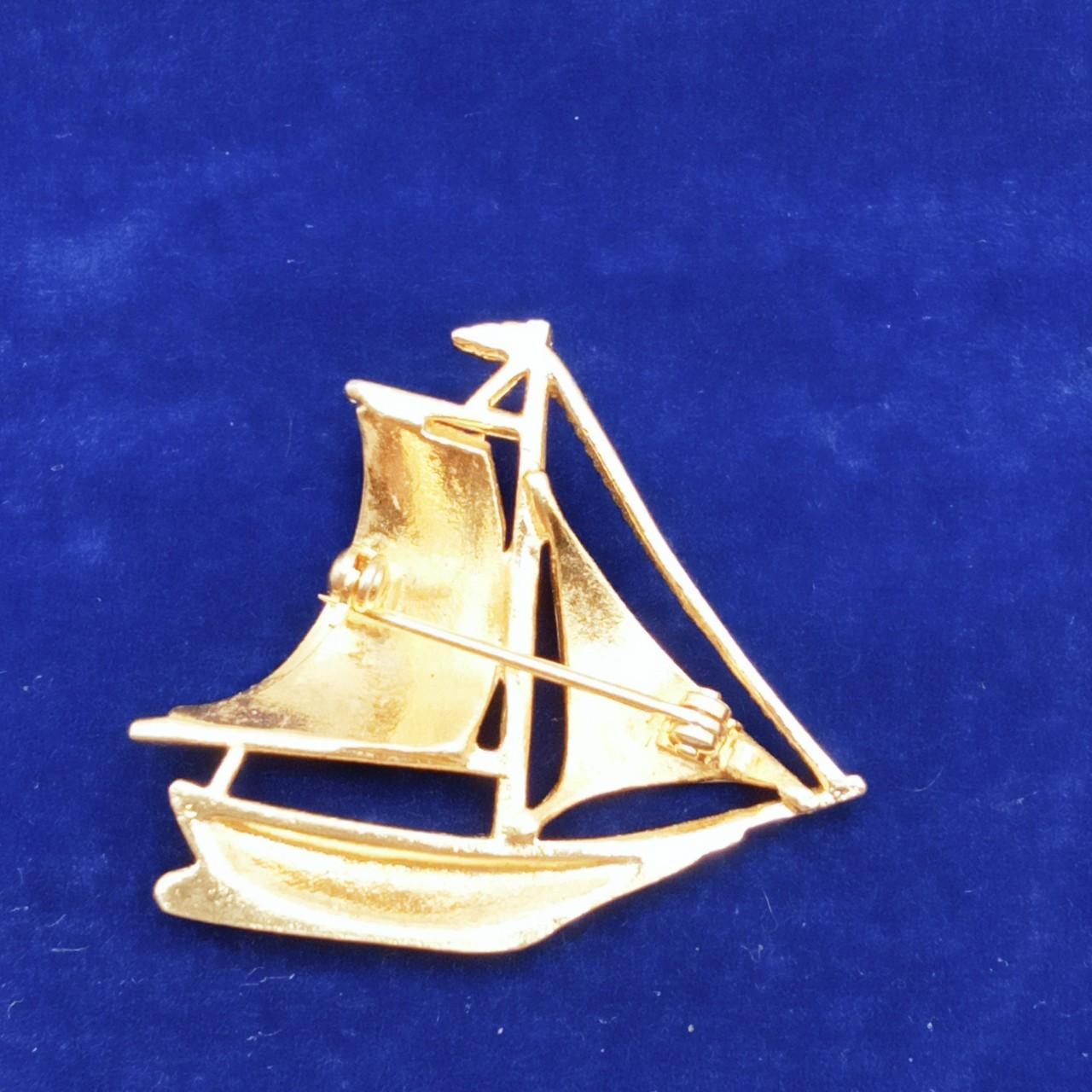 #1980s BOAT Pin, VINTAGE Enamel pin, Silver and... - Depop