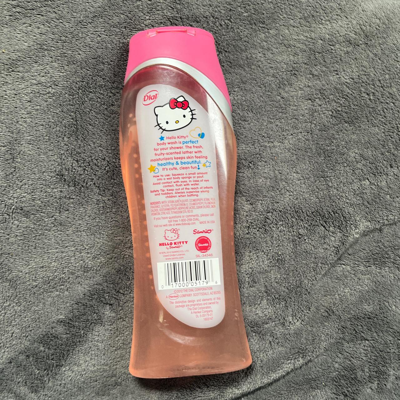 HELLO KITTY BODY-WASH NEVER USED BEFORE or opened - Depop