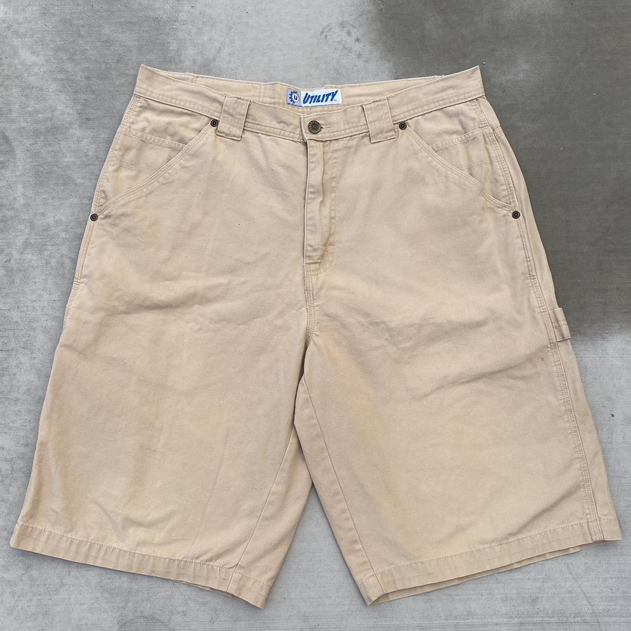 BAGGY KHAKI UTILITY CARPENTER JORTS Super fye piece... - Depop