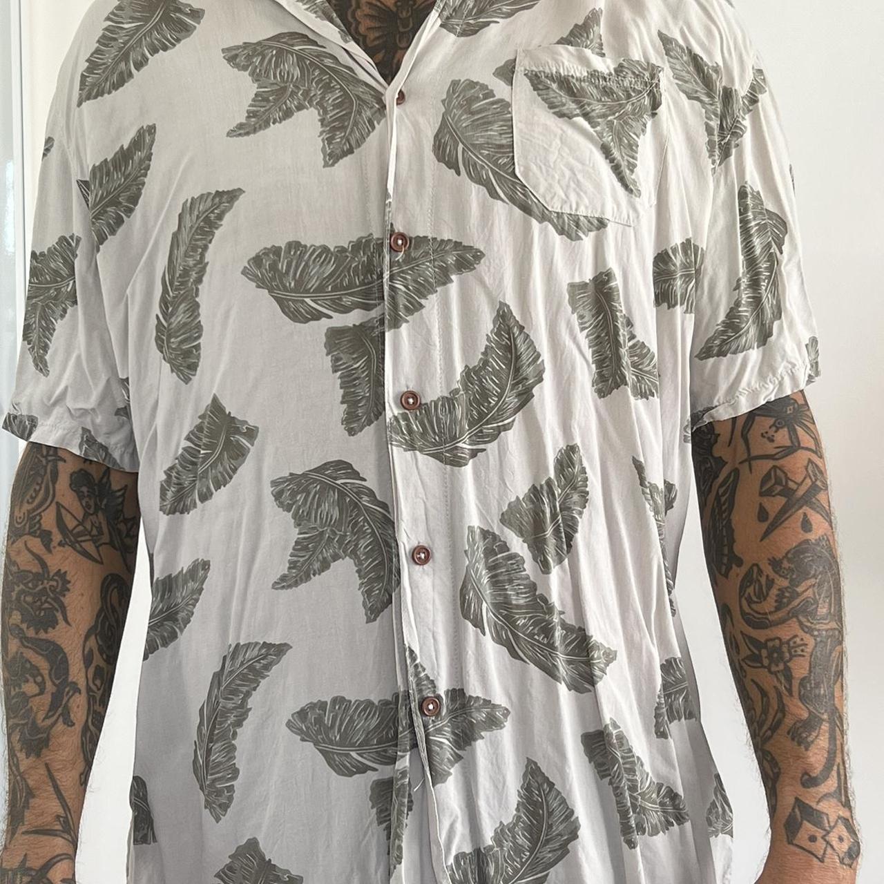 Afends ss floral shirt, size xl - Depop