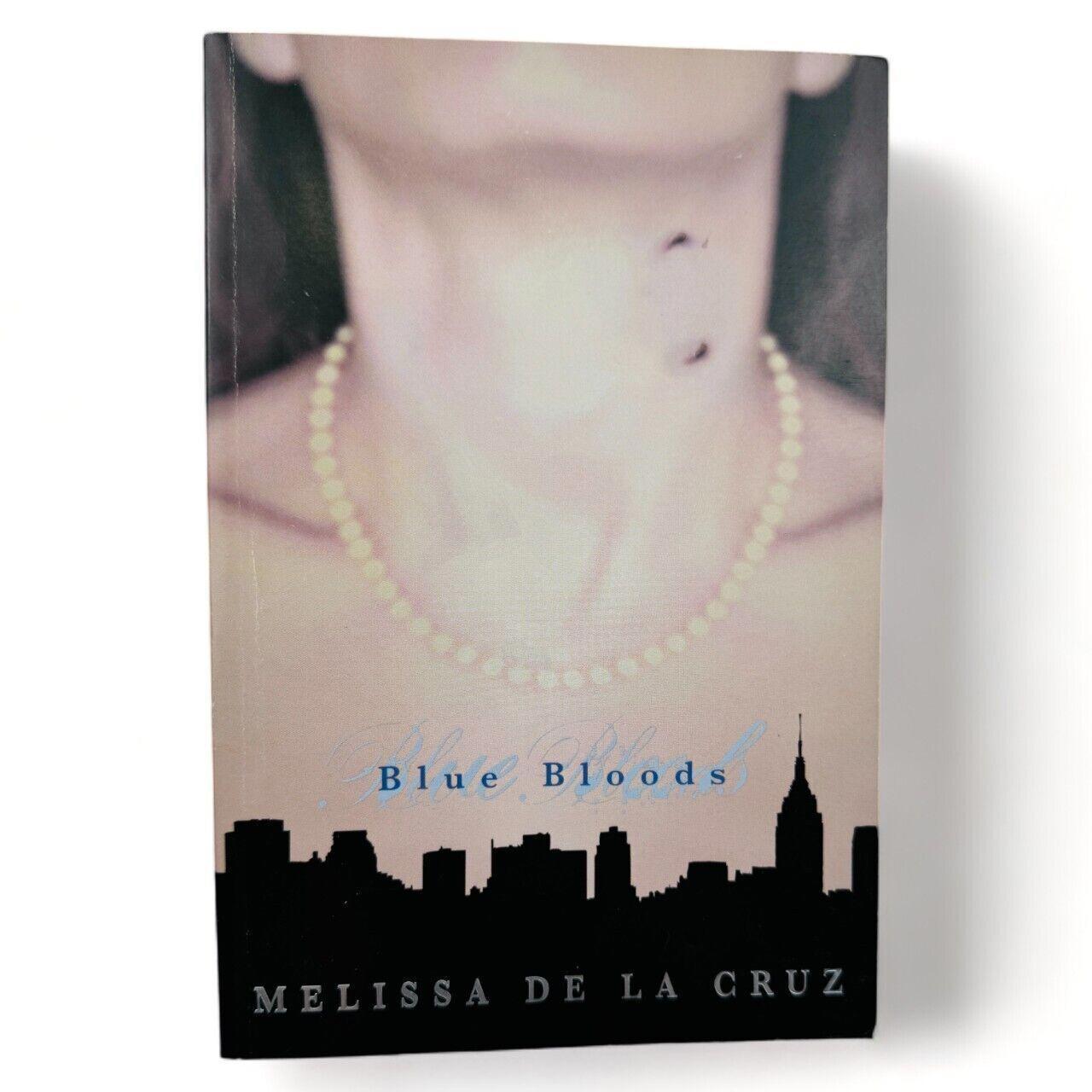 Blue Bloods by Melissa De La Cruz Trade paperback. ... - Depop