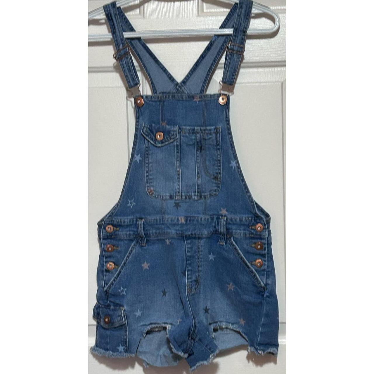 No Boundaries Junior Girl's Shortalls Blue with... - Depop