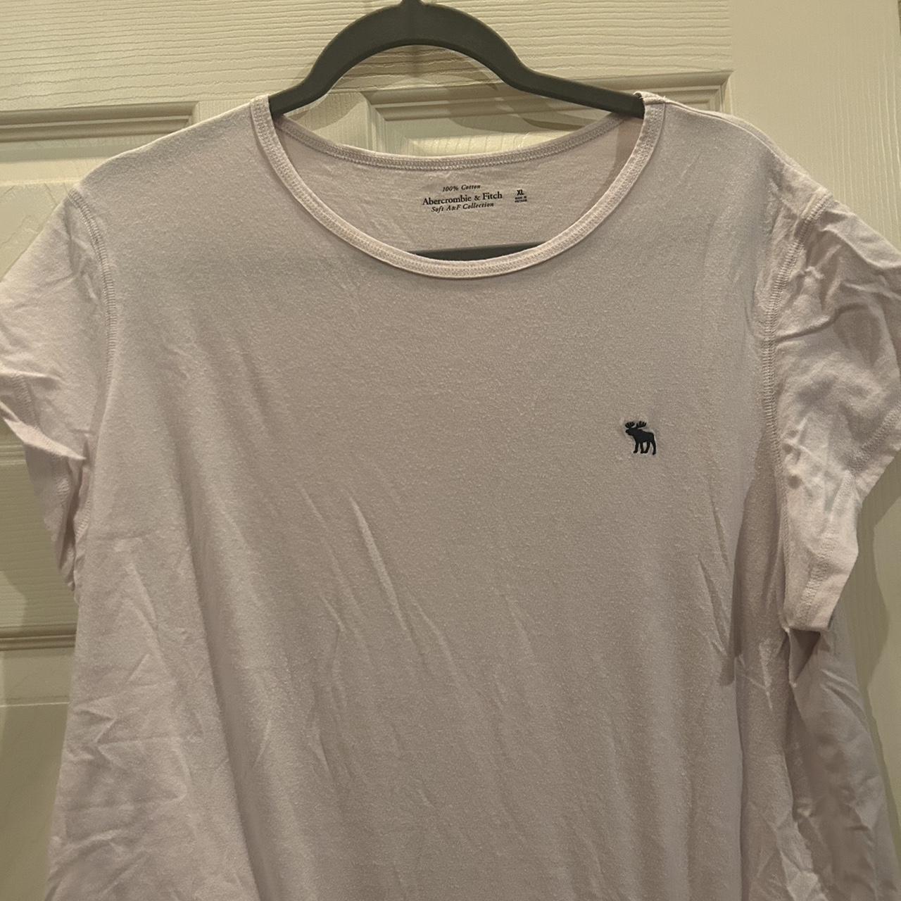 Abercrombie & Fitch Women's Pink and Navy T-shirt | Depop