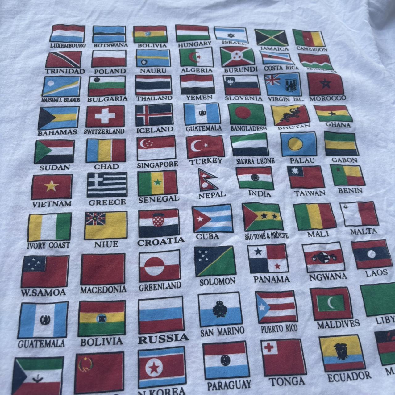 Vintage 90s flags of the world USA made single... - Depop