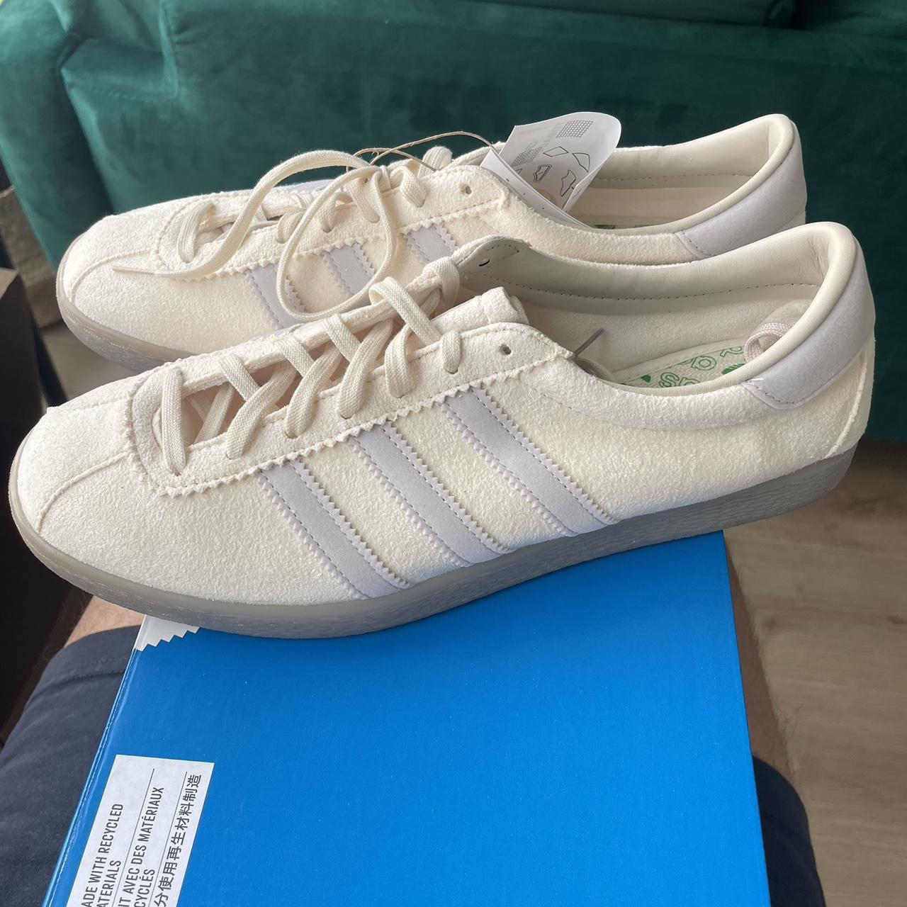 Adidas Men's Cream Trainers | Depop