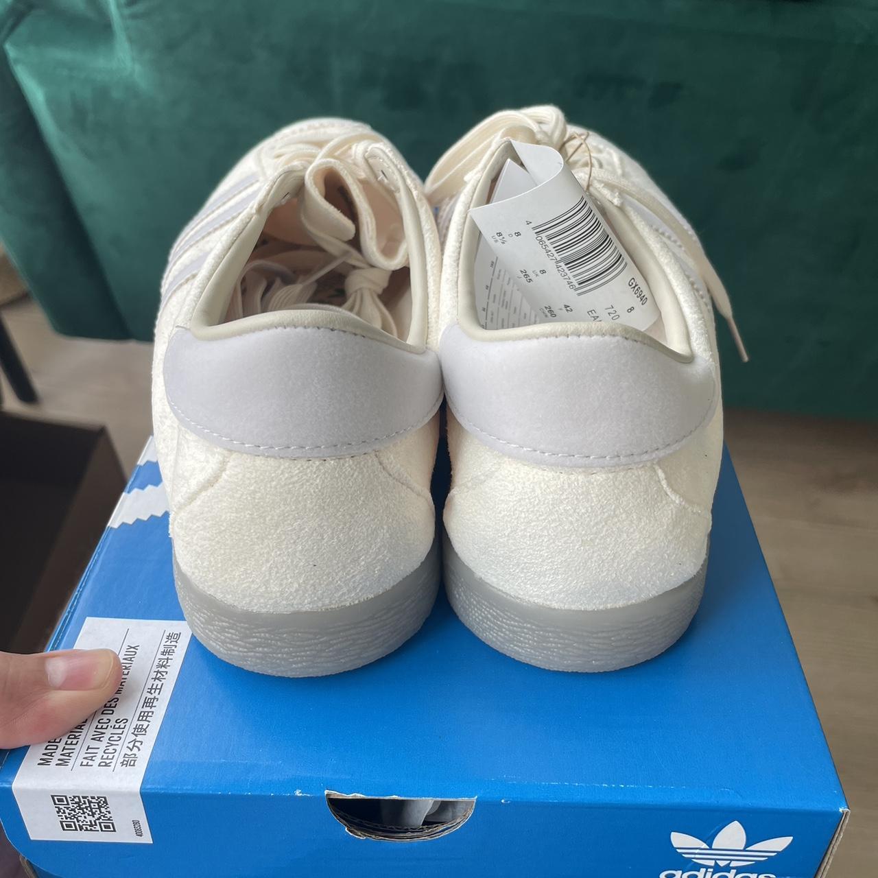 Adidas Men's Cream Trainers | Depop