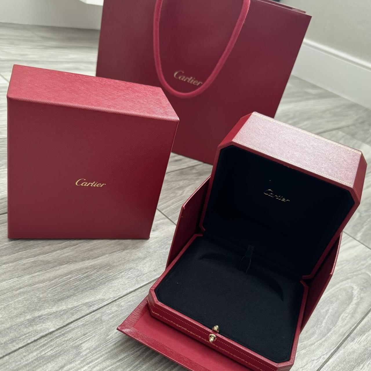 *Authentic* Cartier gift box set w/bag - Depop
