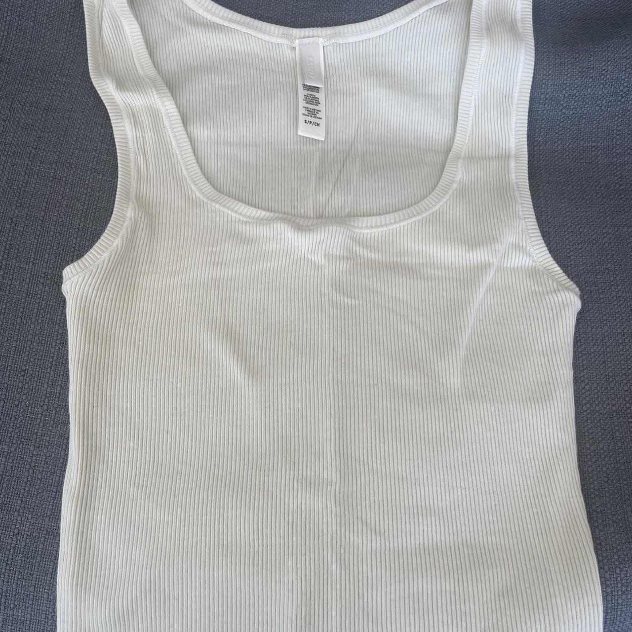 Skims top in bone size s - can fit xs rrp: $70 - Depop