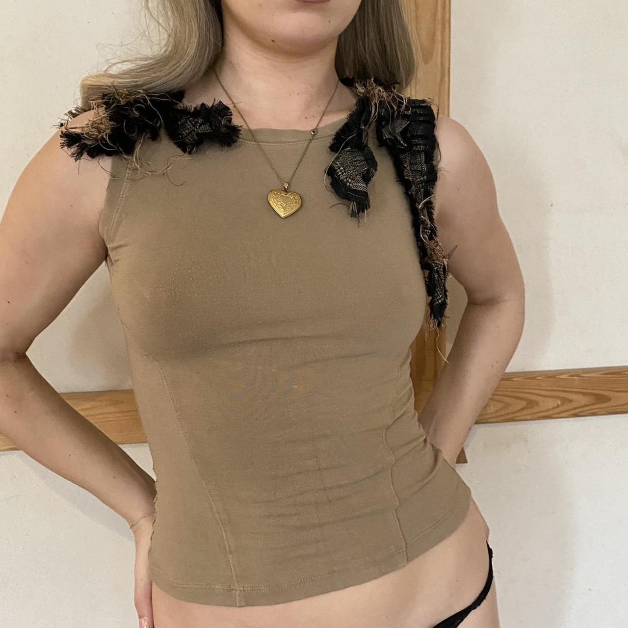 Really flattering vintage brown/khaki tank top with... - Depop