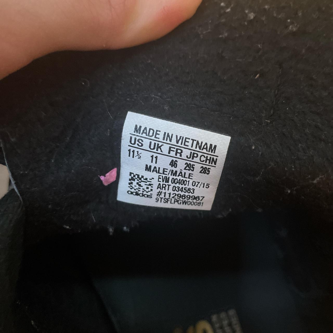 2015 black adidas samba size 11.5 - Depop