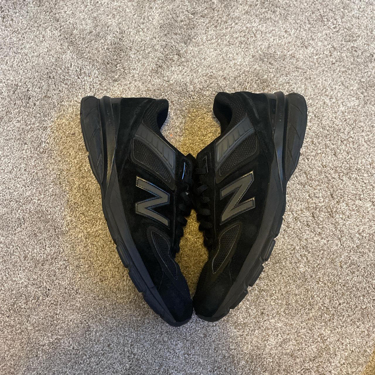 New balance 990 triple black size 10.5 used - Depop