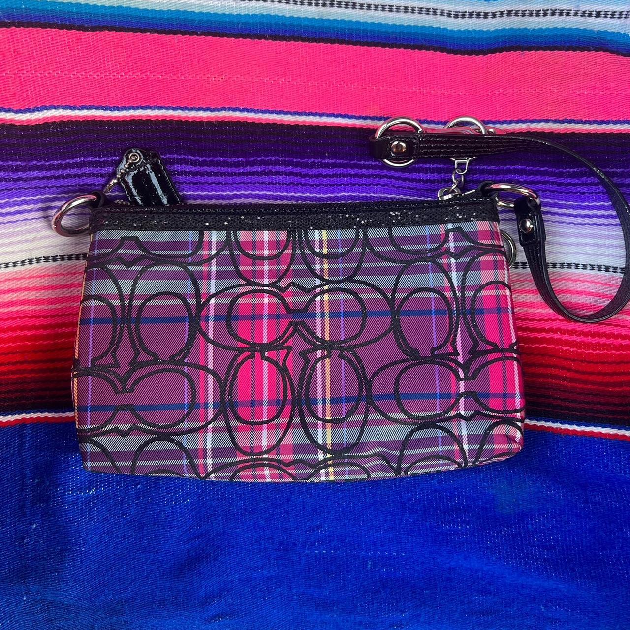 Coach Poppy Collection Purse. Love the design on... - Depop