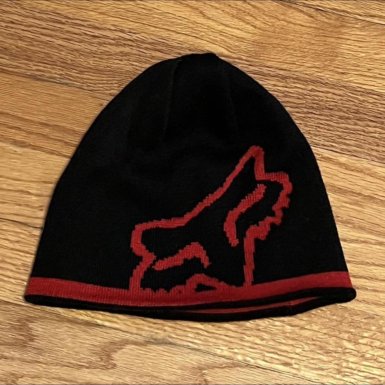 Y2K skater reversible Fox beanie Barely worn great... - Depop