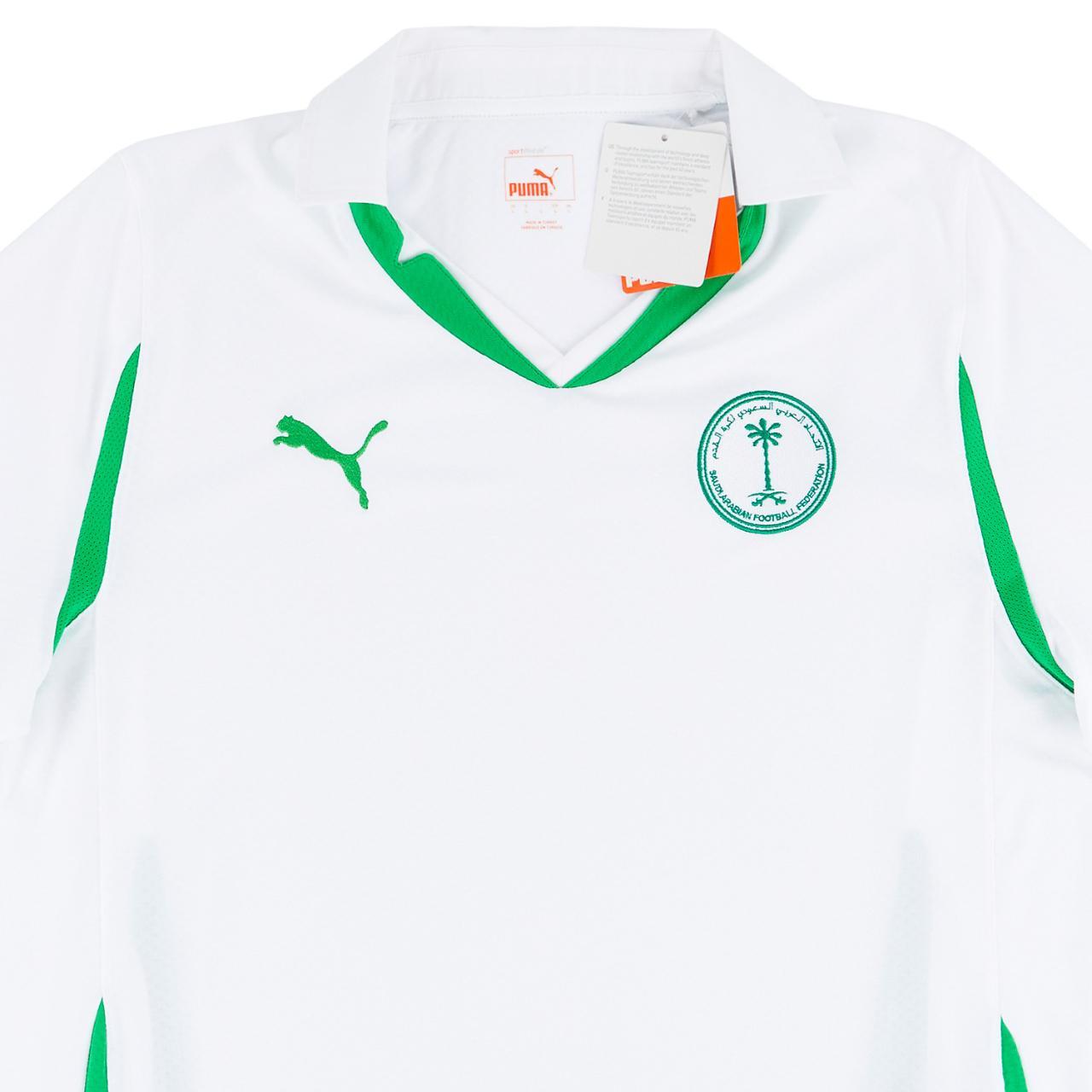 2010 Original Puma Saudi Arabia Home Shirt Size -... - Depop
