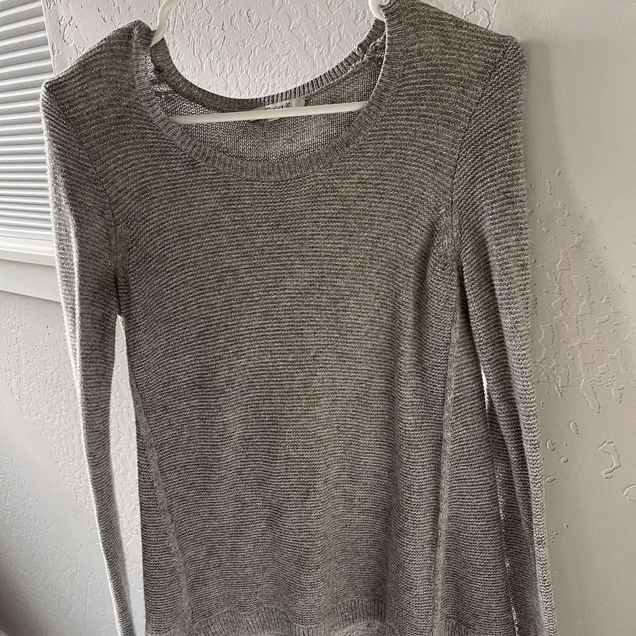 Everlane Women's Grey Jumper | Depop