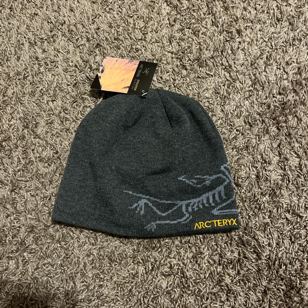Arc’teryx beanie Never worn Logo looks yellow on... - Depop Arc’teryx beanie Never worn Logo looks yellow on... - Depop