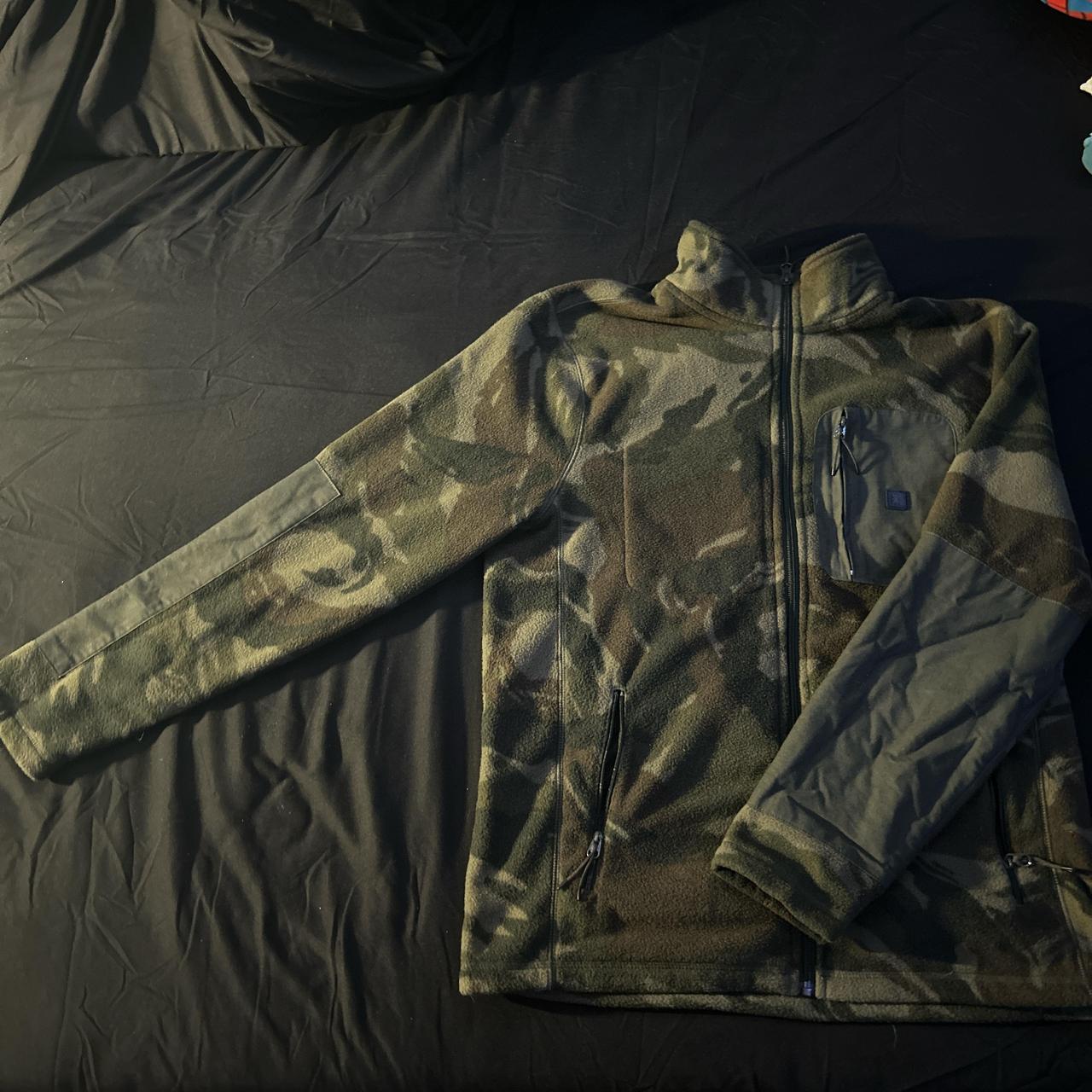 ROARK camo zip up jacket size M very warm jacket - Depop