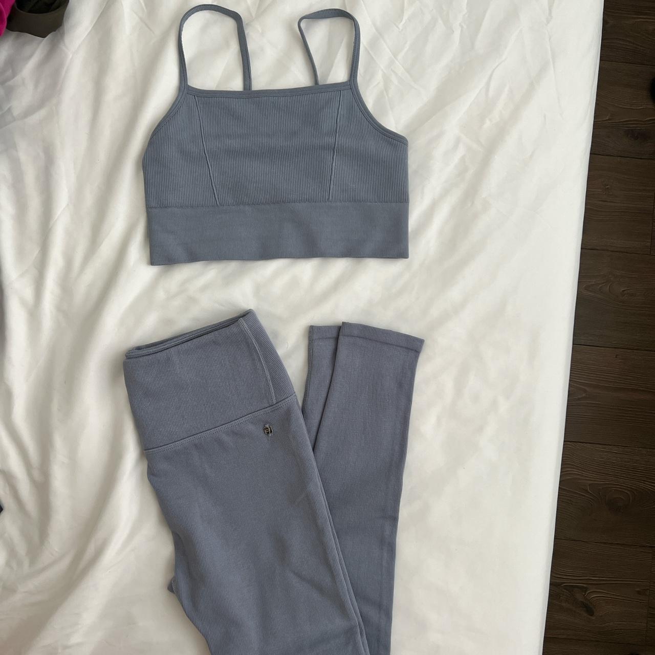 Fabletics Women's Blue Leggings | Depop