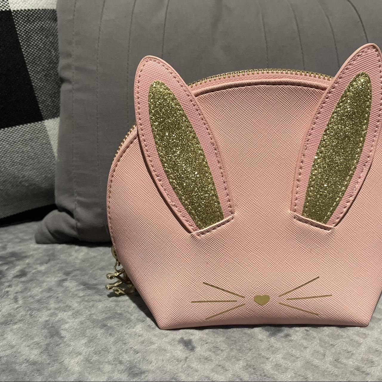 Too Faced Makeup bag - Depop