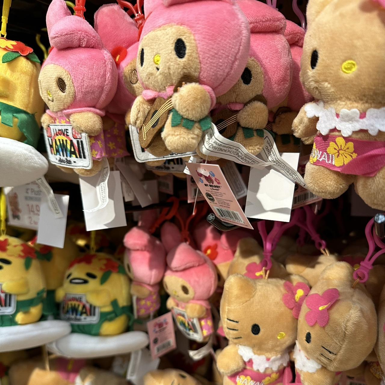 Sanrio Women's Crop-top | Depop