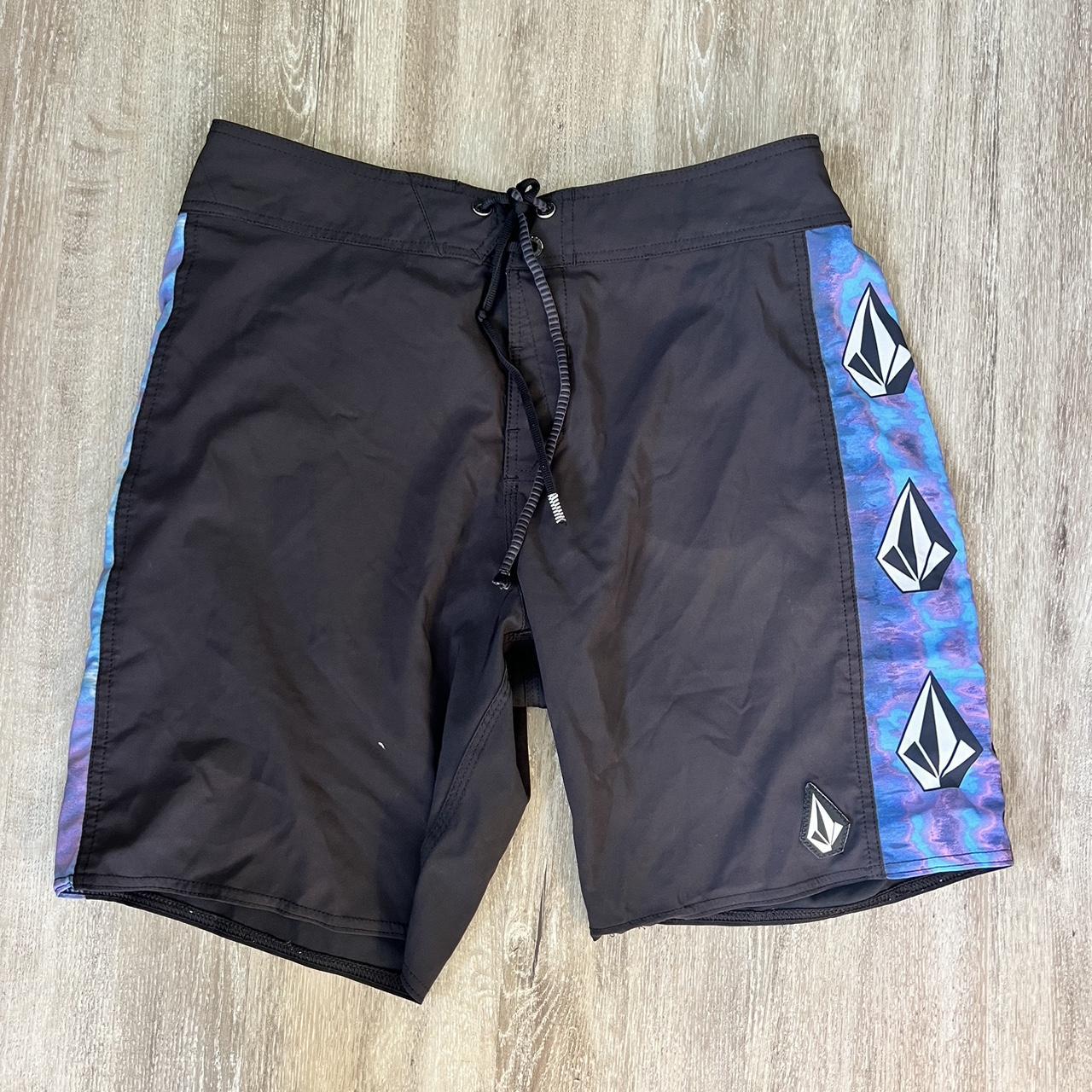 Cool Volcom swim trunks Size... - Depop