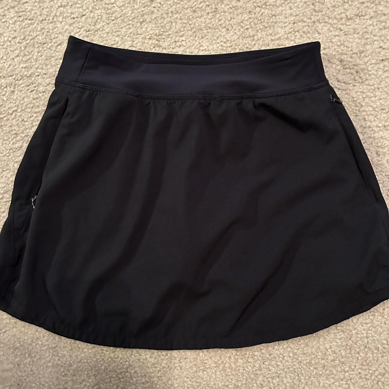 Old Navy Stretchtech Skort- XS Only worn a few... - Depop