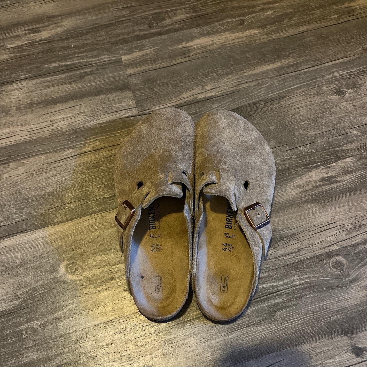 Birkenstock Men's Cream and Tan Clogs | Depop
