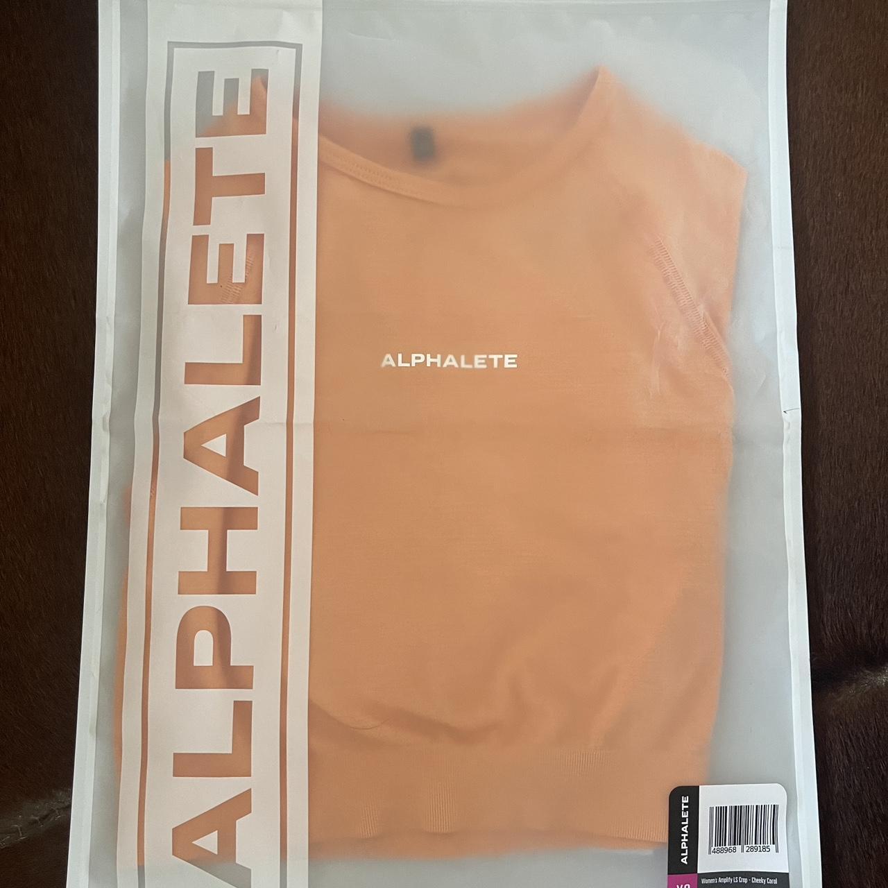 Alphalete Amplify Crop in Cheeky Coral Size... - Depop