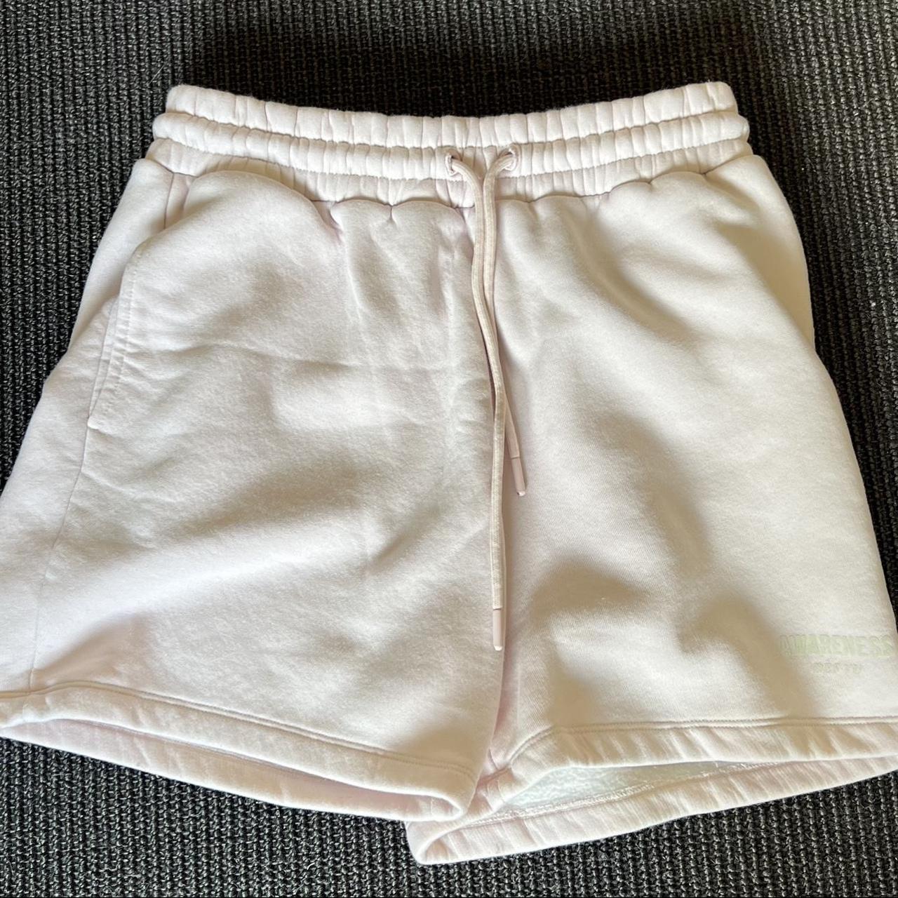 Des vu shorts baby pink awareness drop Size medium... - Depop
