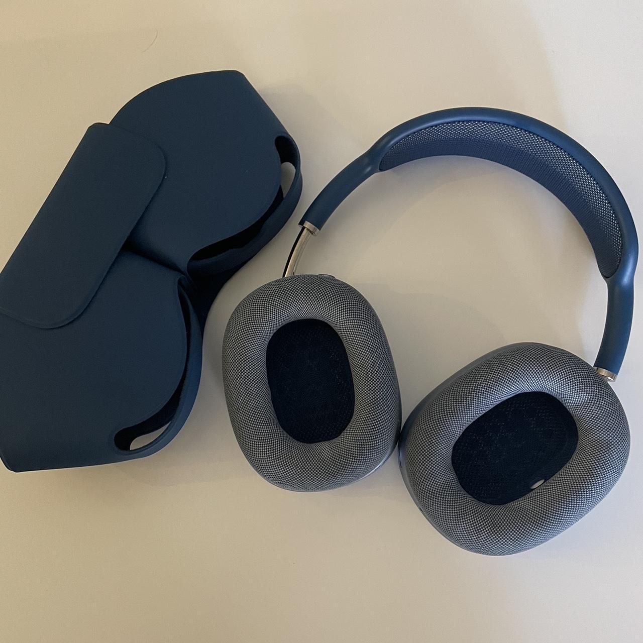 apple airpod max purchased august 2022 - Depop