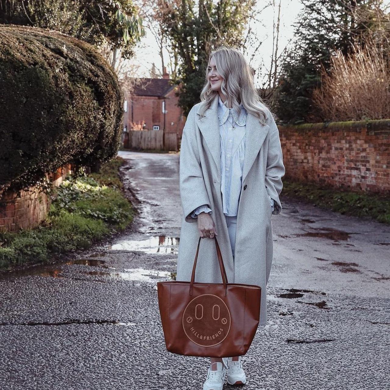 Zara Women's Cream Coat | Depop