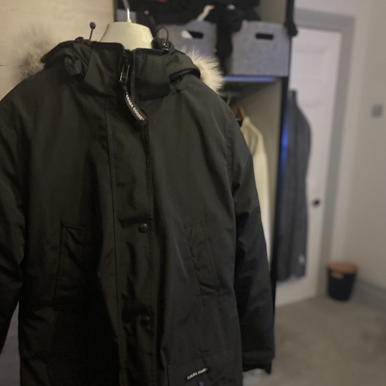 🚨CANADA GOOSE GREY CARSON PARKA🚨- SIZE XL BOYS- WILL... - Depop