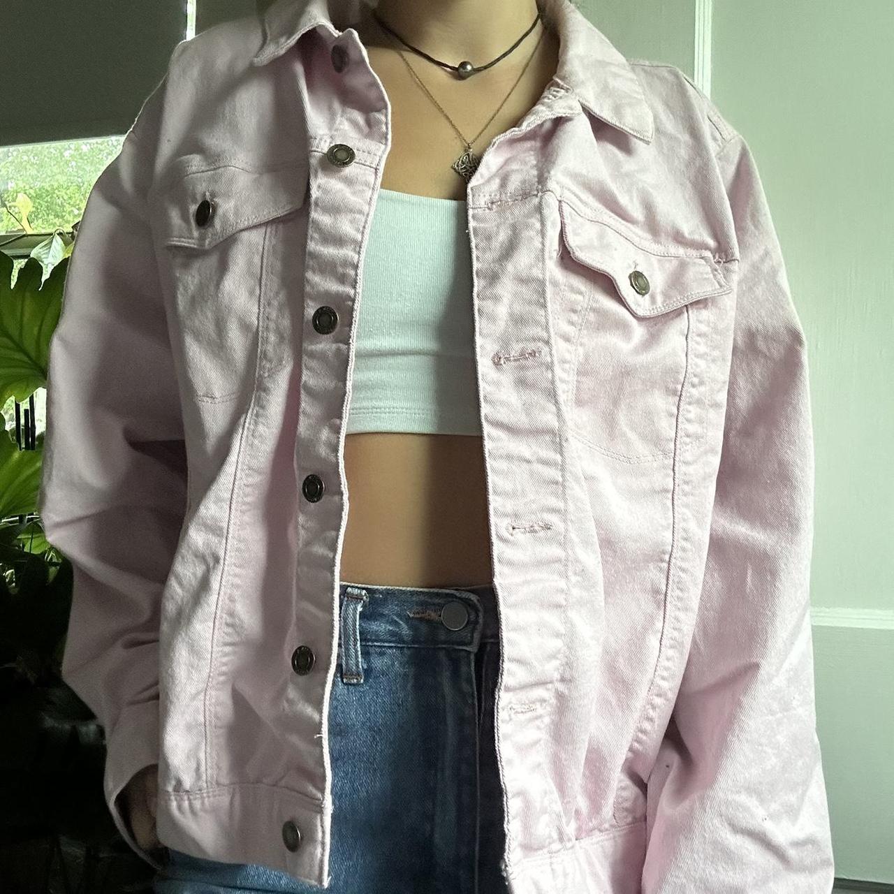 Light pink jacket sooo cute Says 22w bur would best... - Depop