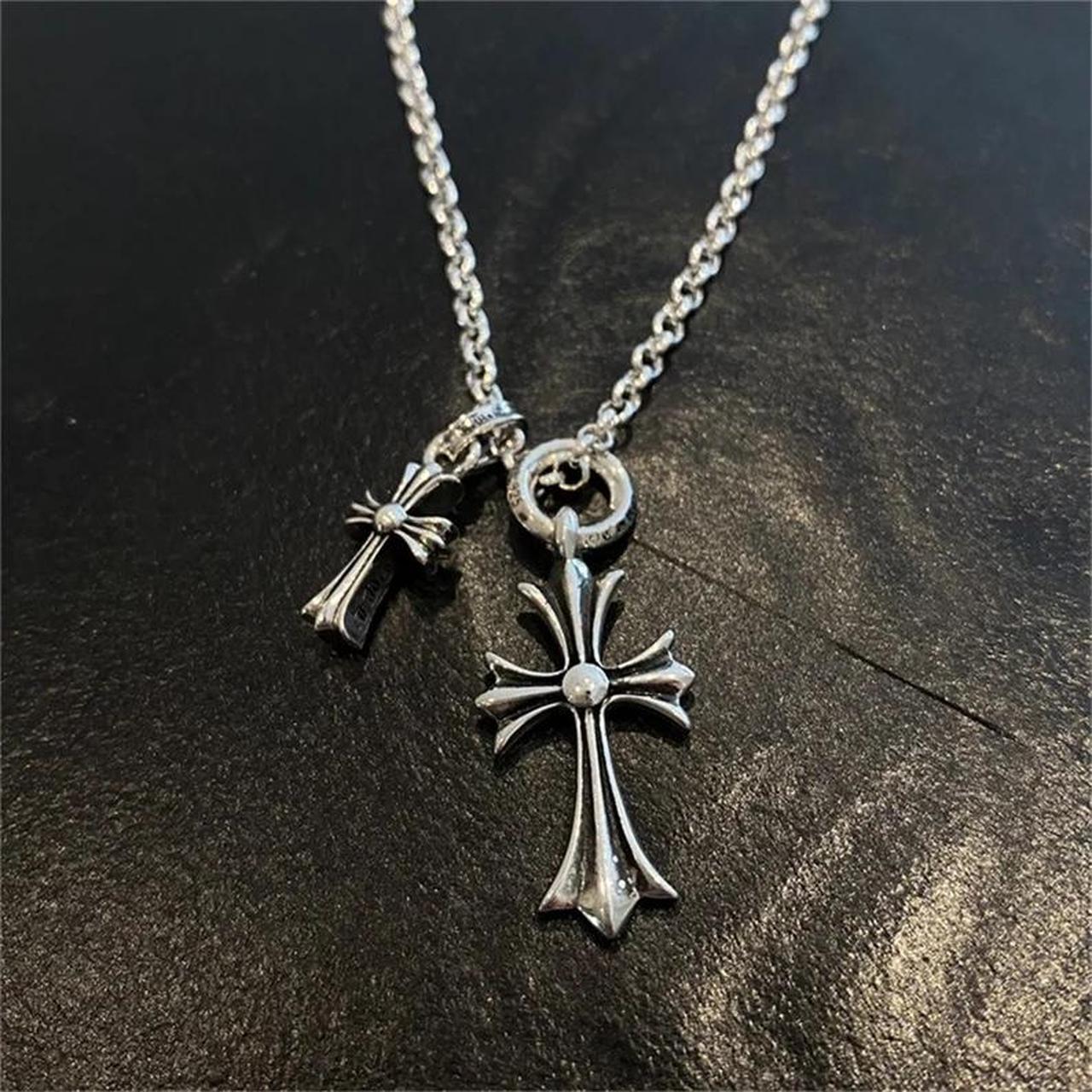 Chrome hearts double cross necklace perfect condition - Depop