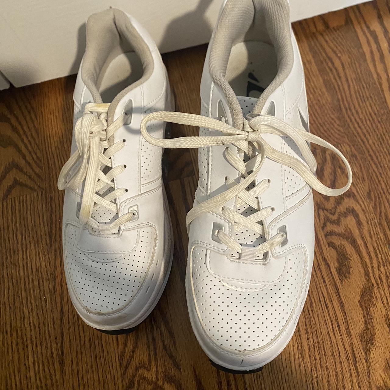 CHSSIH Roller Skate Shoe Size 9 Women - Depop