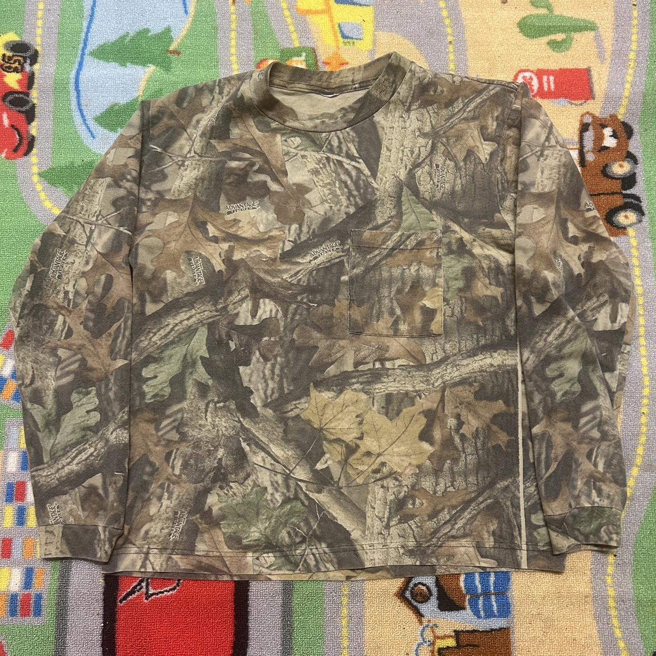 Vintage RealTree Camo Long Sleeve Pocket Tee No Tag... - Depop