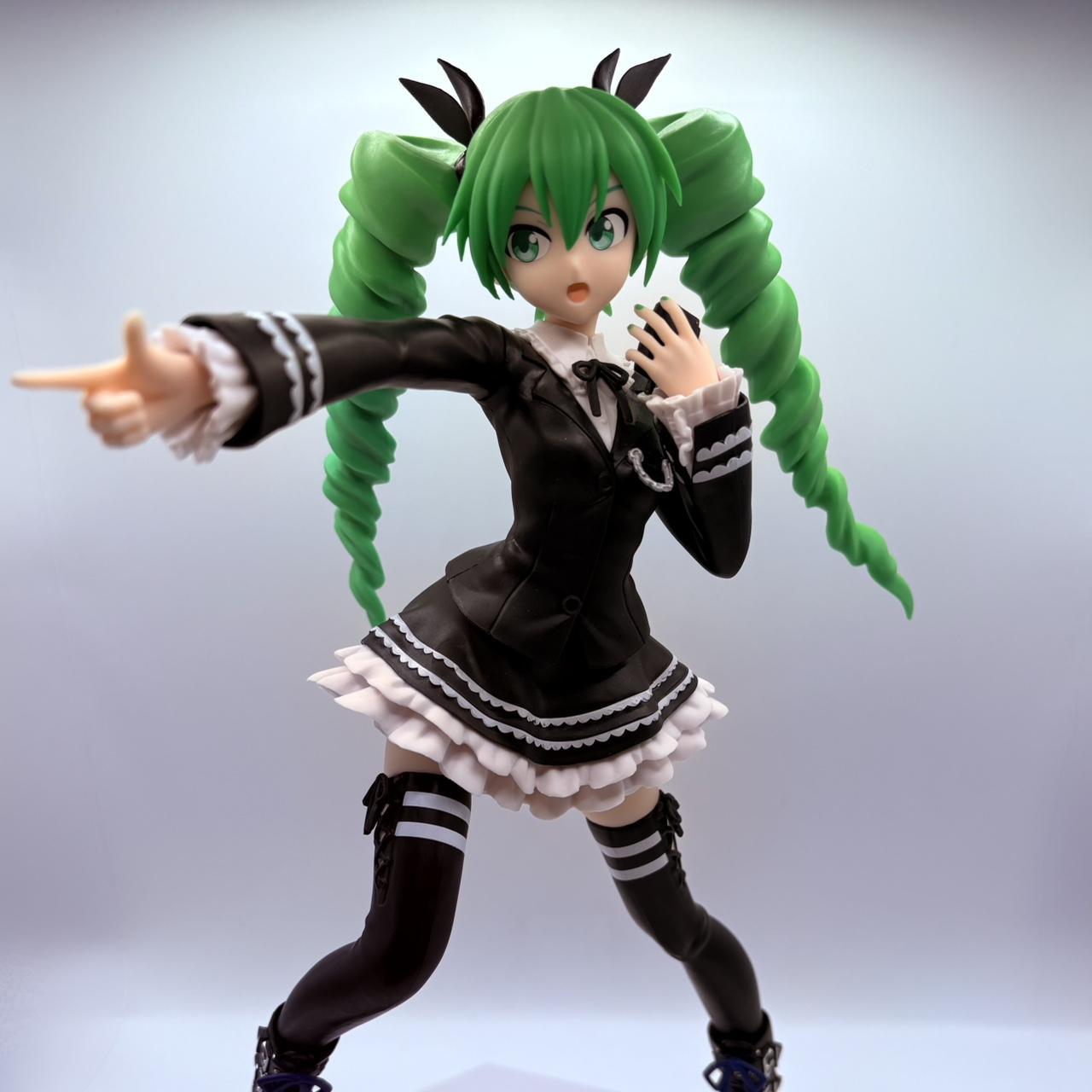 SEGA Hatsune Miku DARK ANGEL Figure -LIKE NEW... | Depop