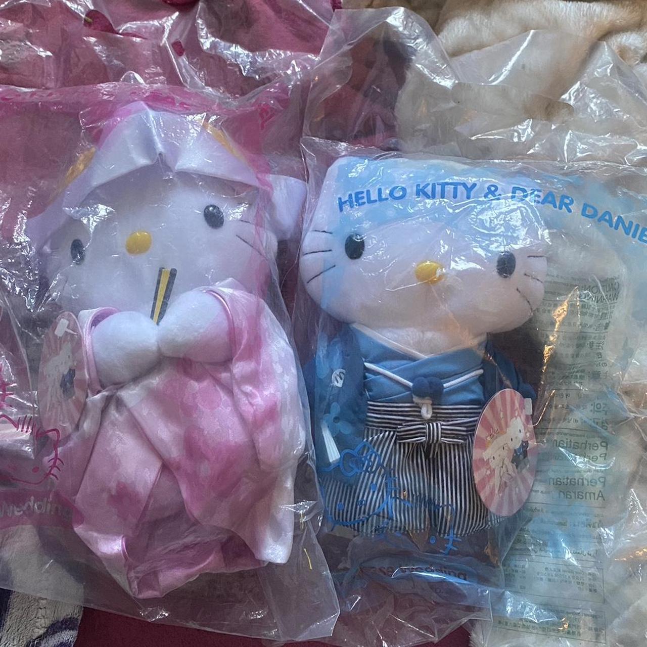 vintage year 2000 hello kitty and dear daniel... - Depop