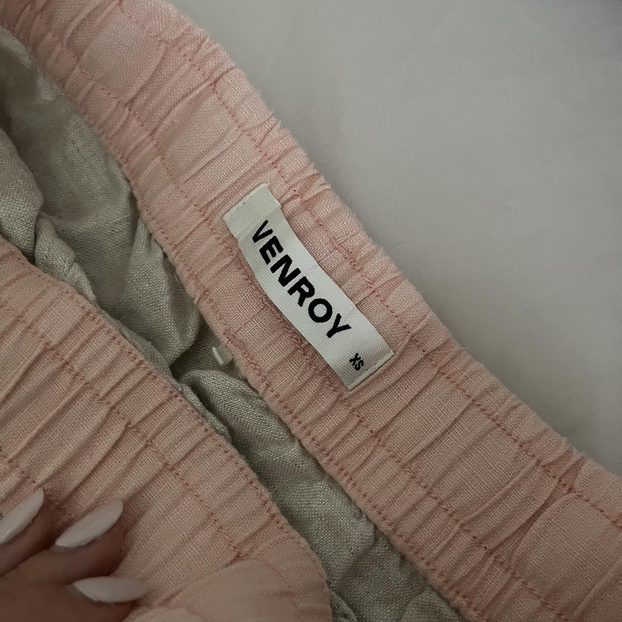 venroy skirt size xs only worn twice - Depop