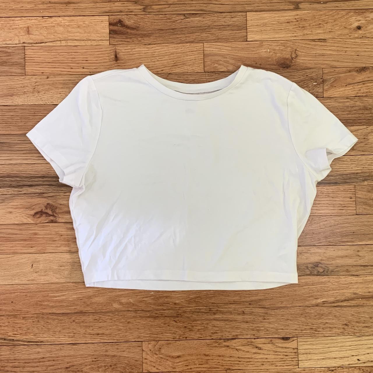 Wild Fable Women's White Crop-top | Depop