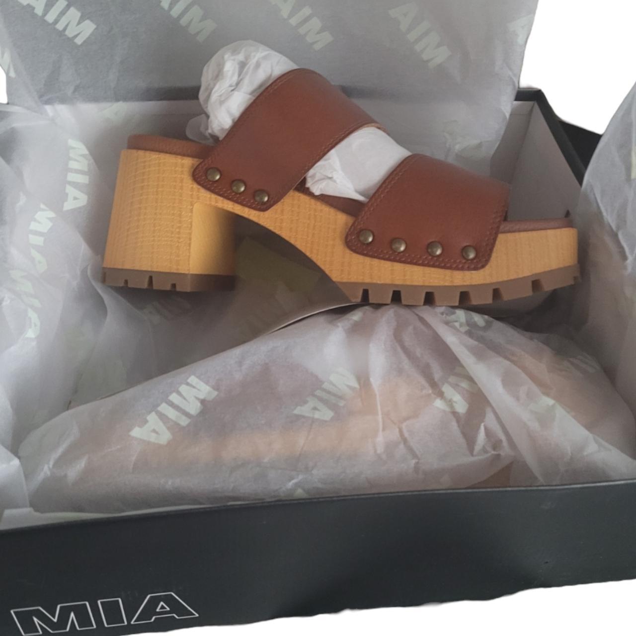 MIA Women's Slides | Depop