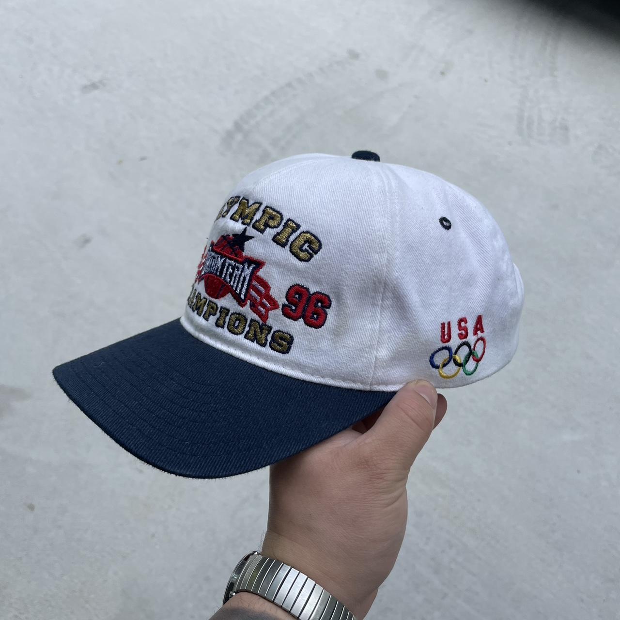 Starter Men's White and Red Hat | Depop