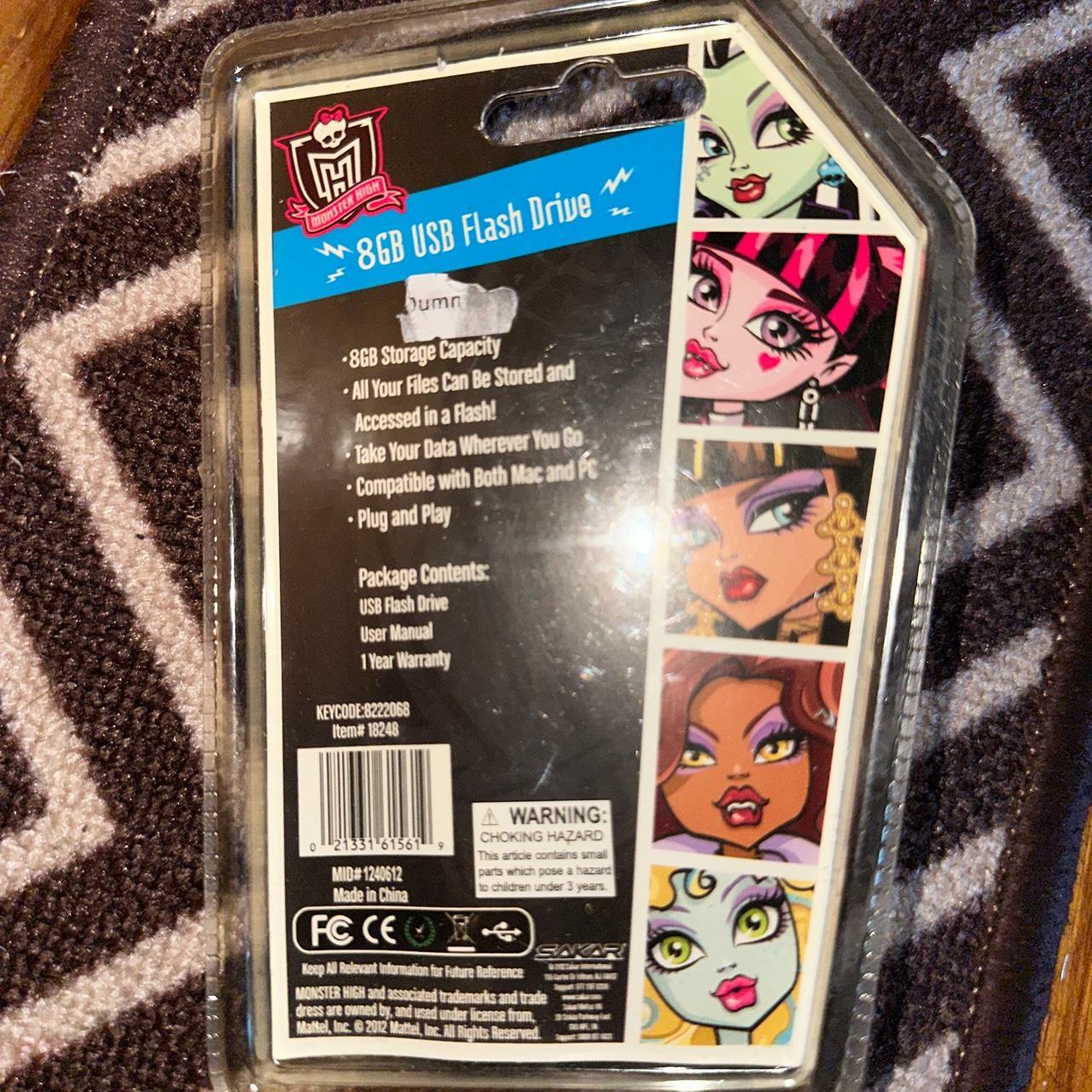 Monster High Flashdrive from the 2000s ️ - Depop