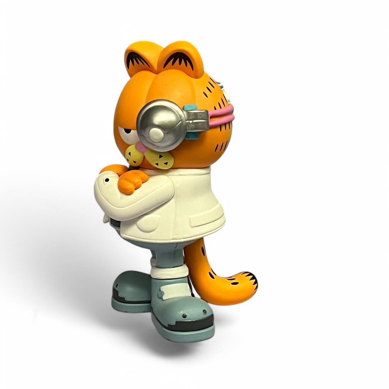 Garfield PopMart space figure #popmart #garfield | Depop