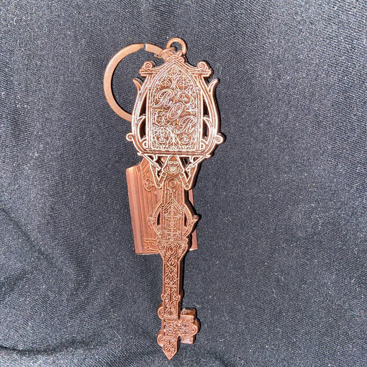 Harry Potter Room of requirements key Amazing... - Depop