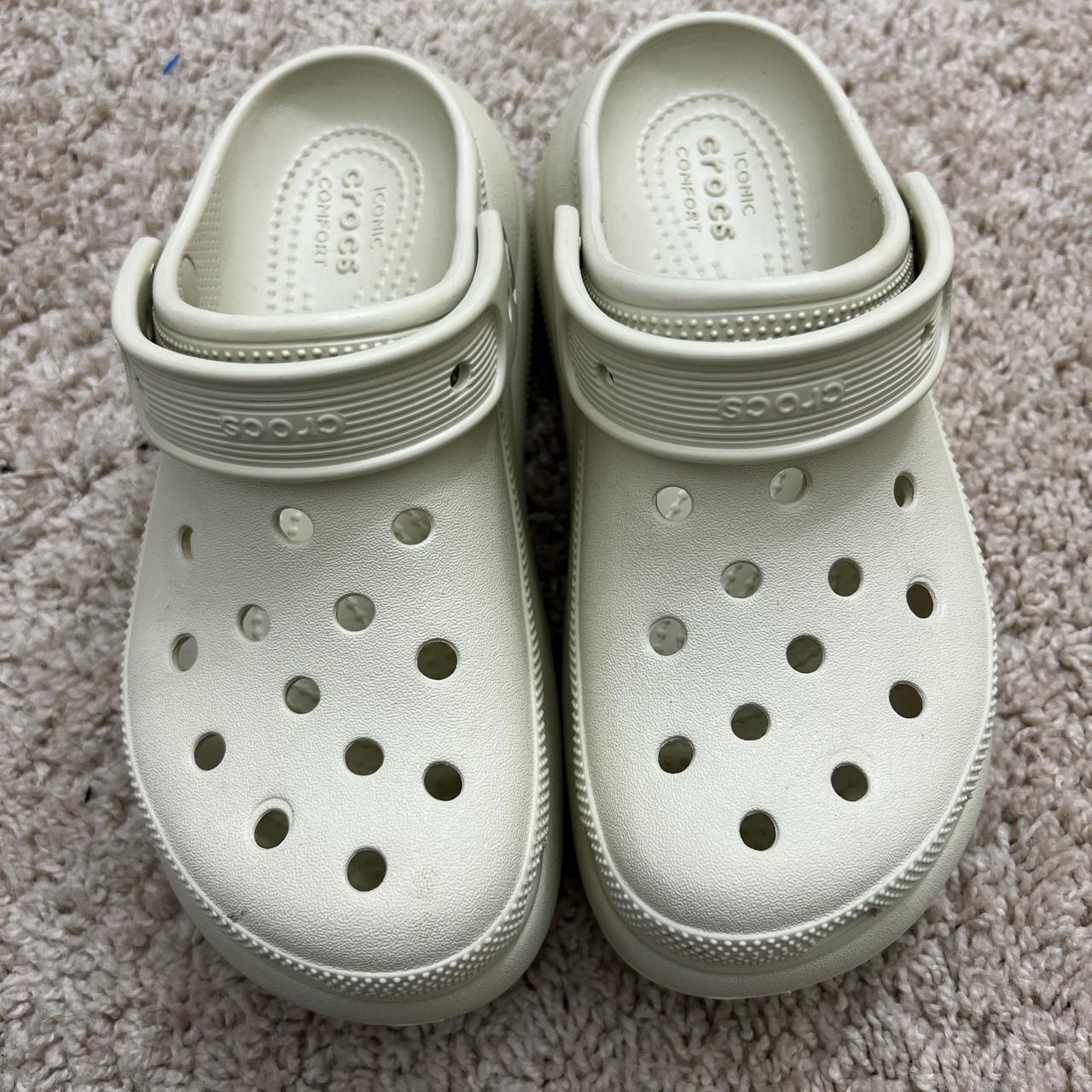 Crocs Crush M4/W6 - Depop
