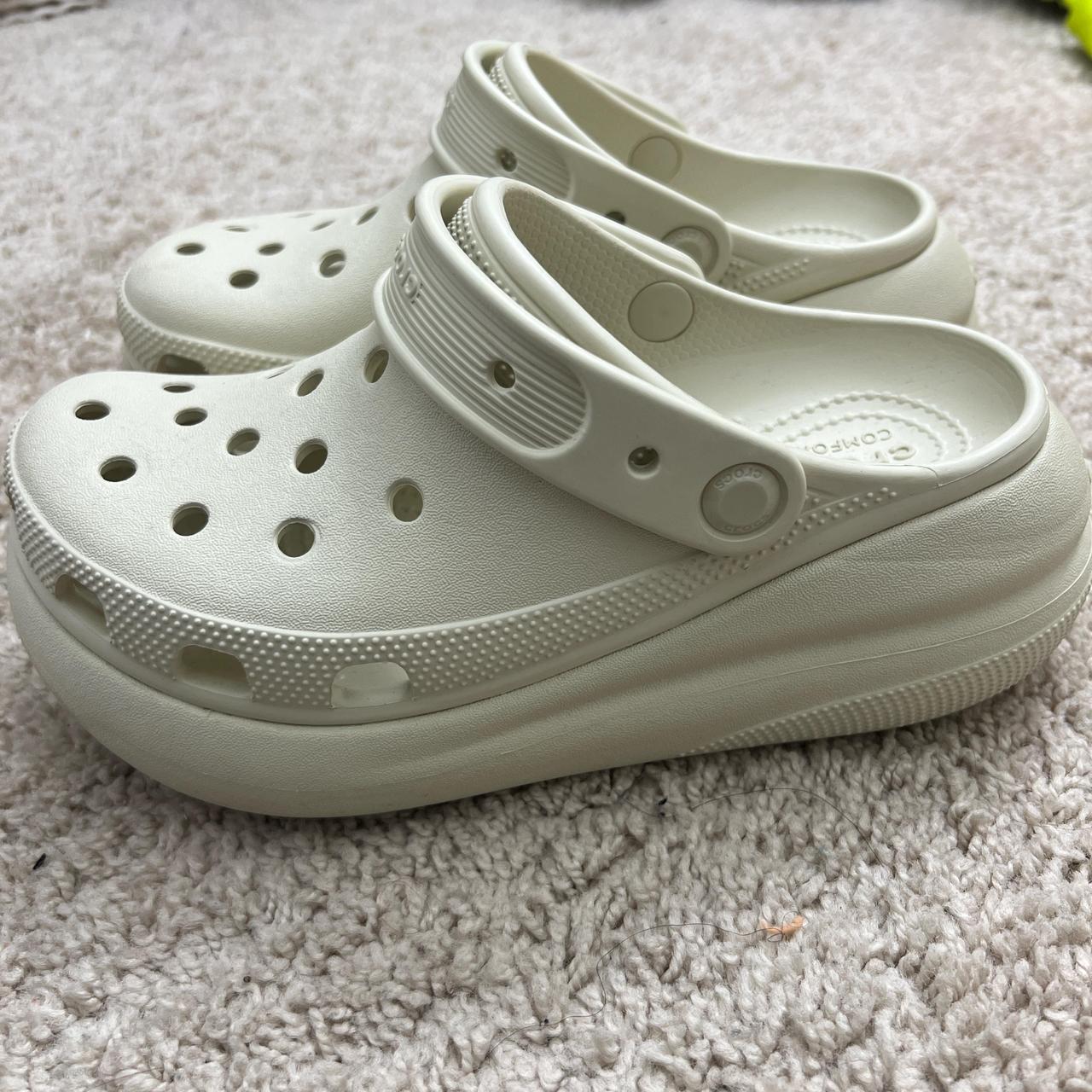 Crocs Crush M4/W6 - Depop