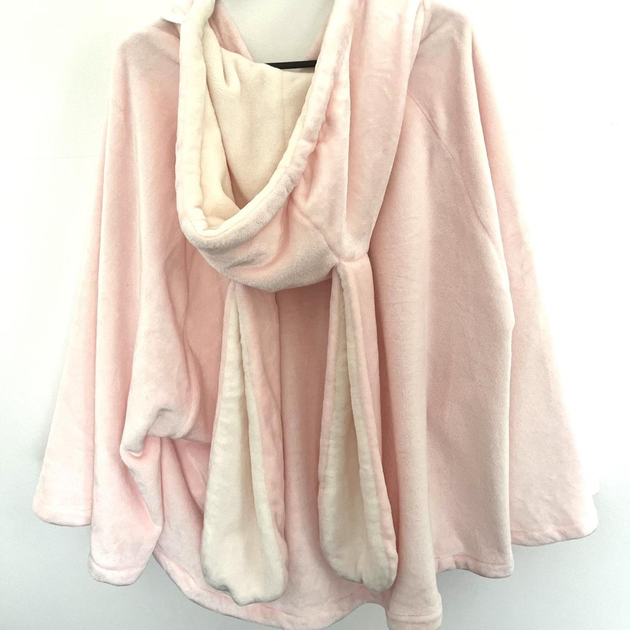 LunaCatz Kawaii Poncho/Jumper. Perfect for winter,... - Depop