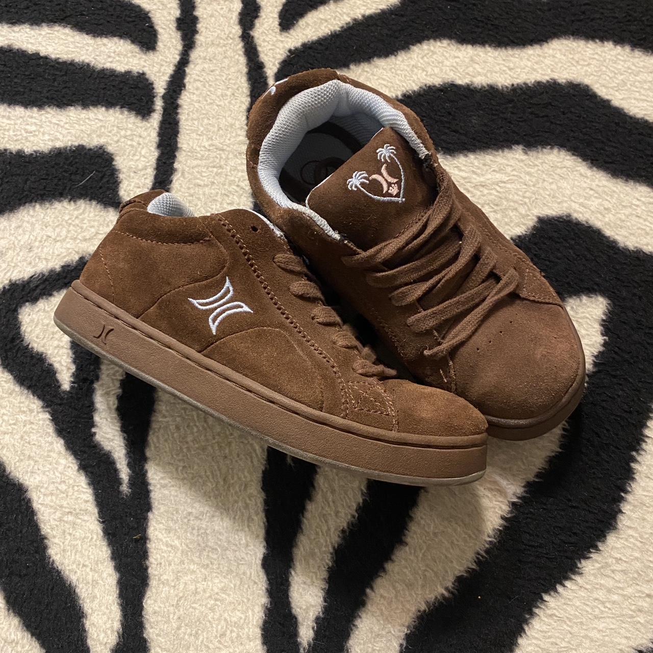 vintage Hurley skate shoes size 6 in kids Tags:... - Depop