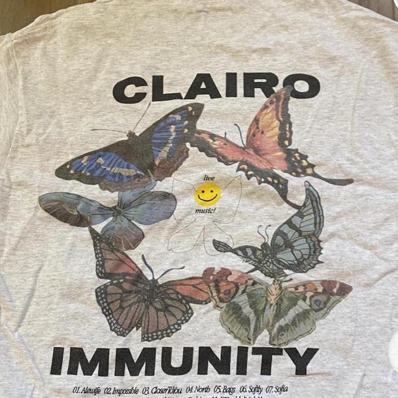 Claire's Women's T-shirt | Depop